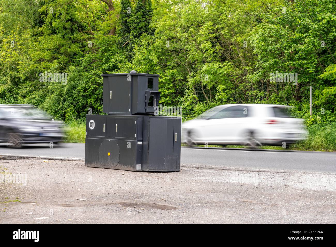 Semi-stationary speed camera on the B227, Hattinger Straße, used by the ...
