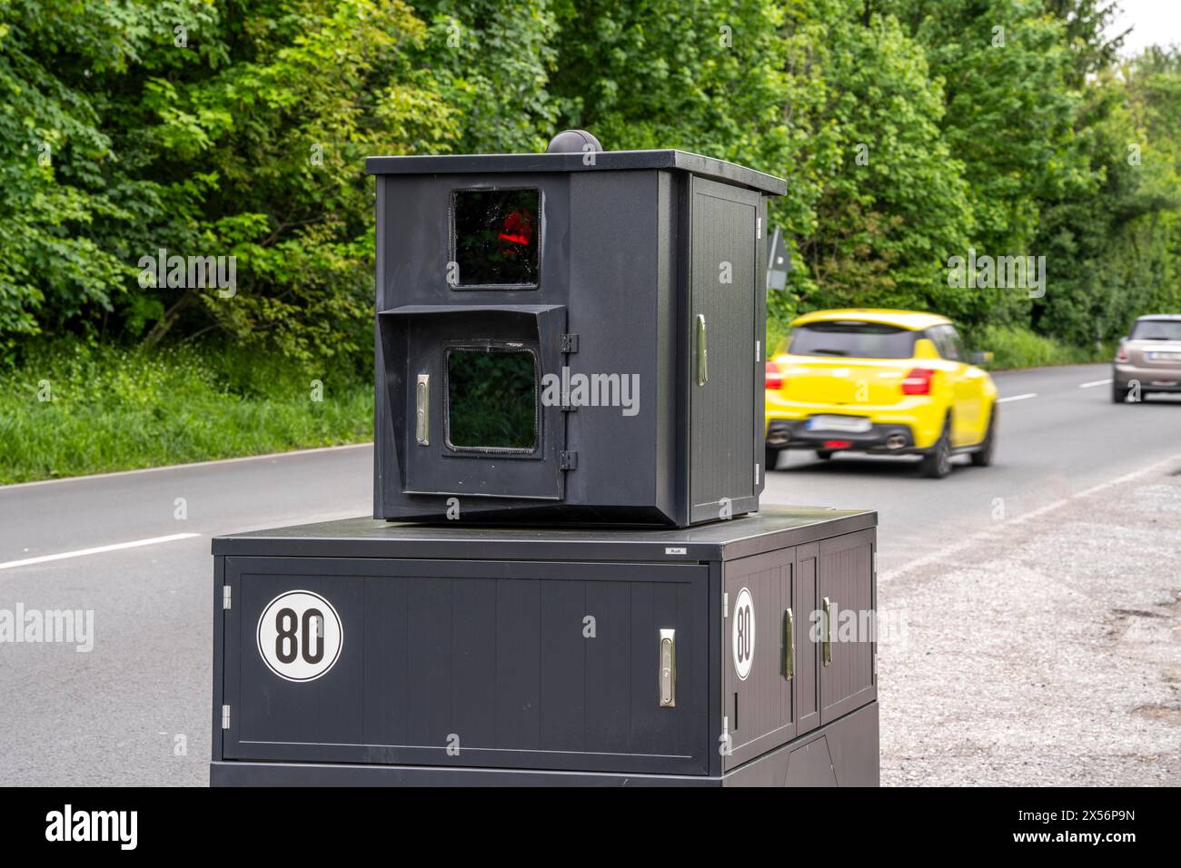 Semi-stationary speed camera on the B227, Hattinger Straße, used by the ...