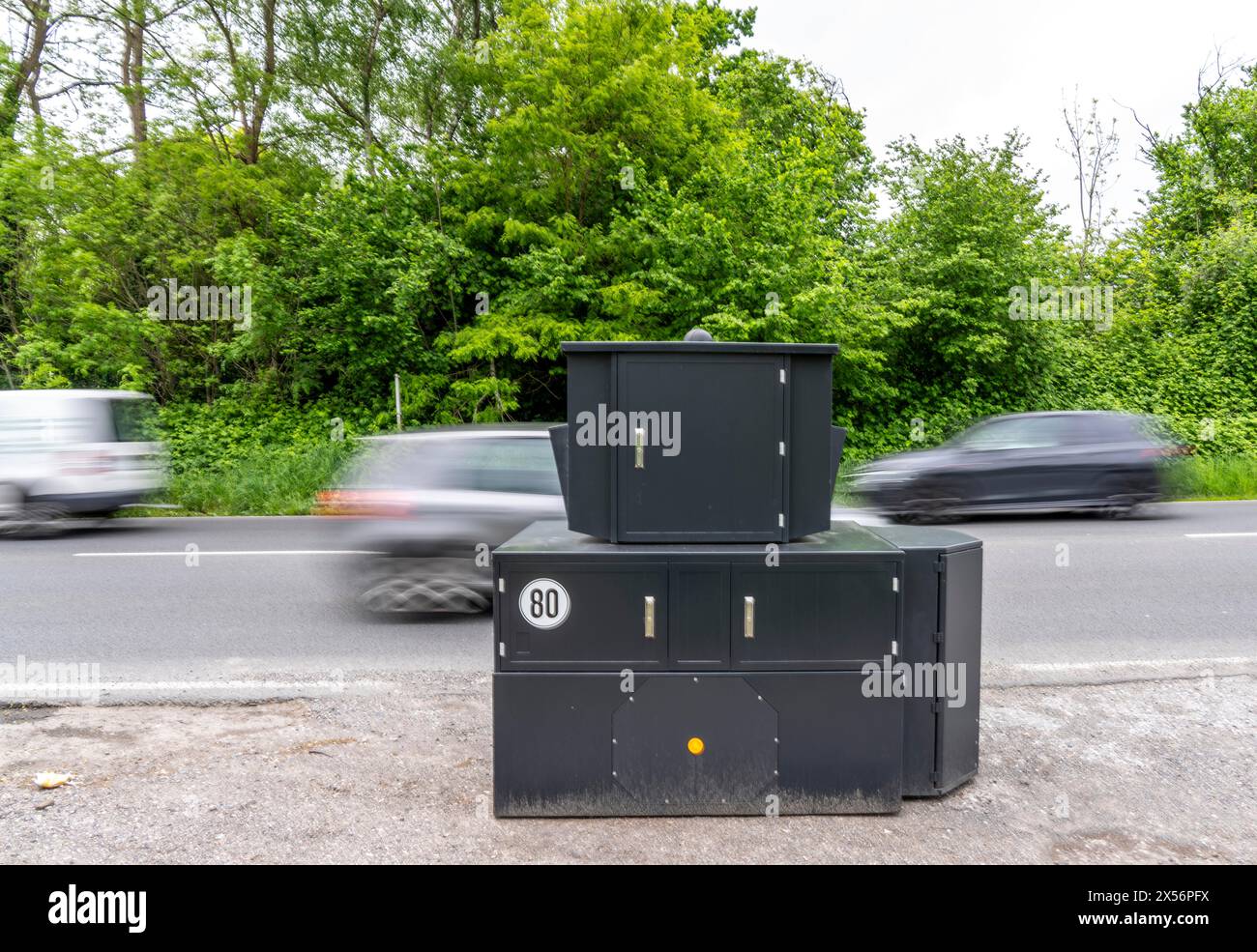 Semi-stationary speed camera on the B227, Hattinger Straße, used by the ...