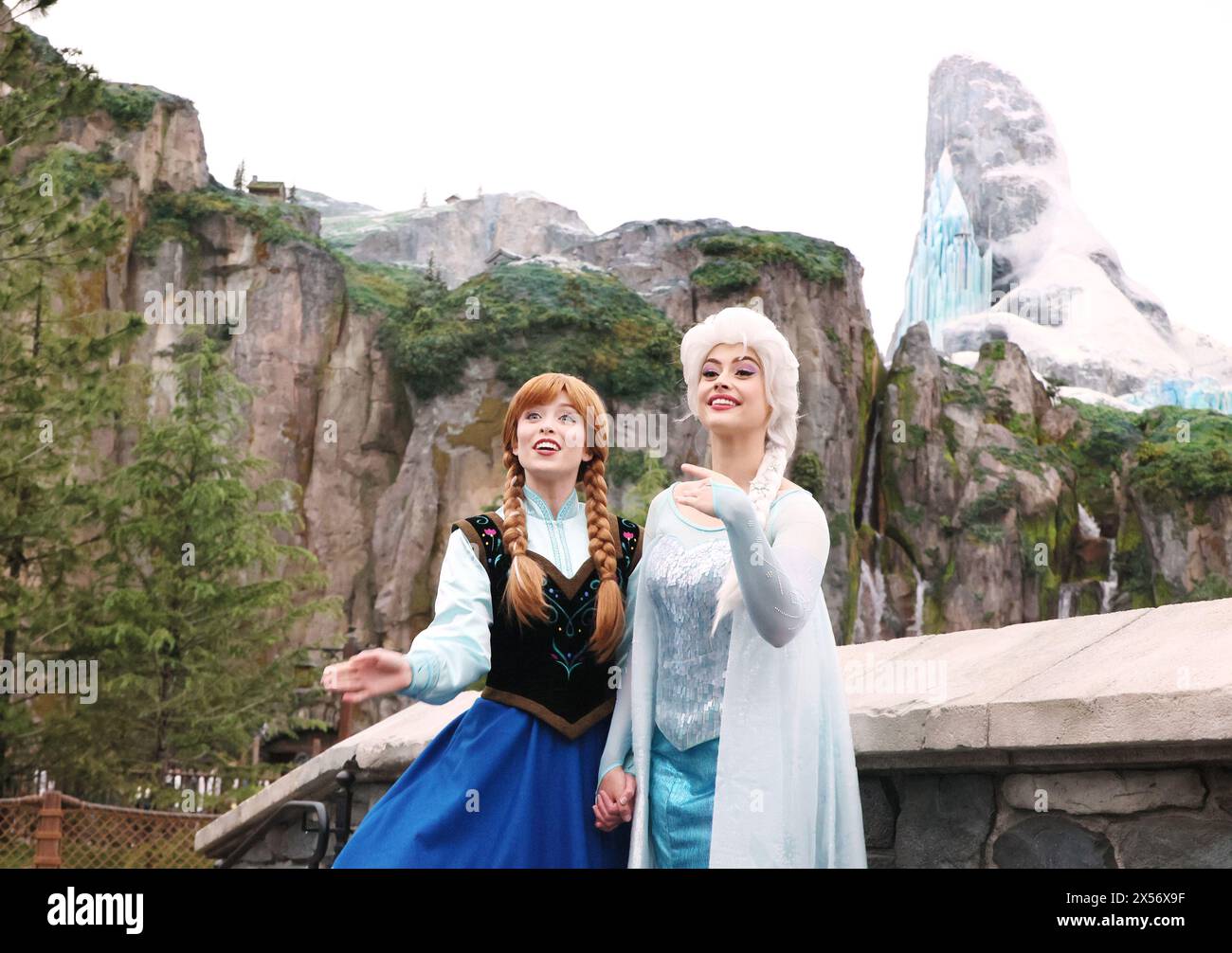 Urayasu, Japan. 7th May, 2024. Disney movie "Frozen" characters Anna (L ...