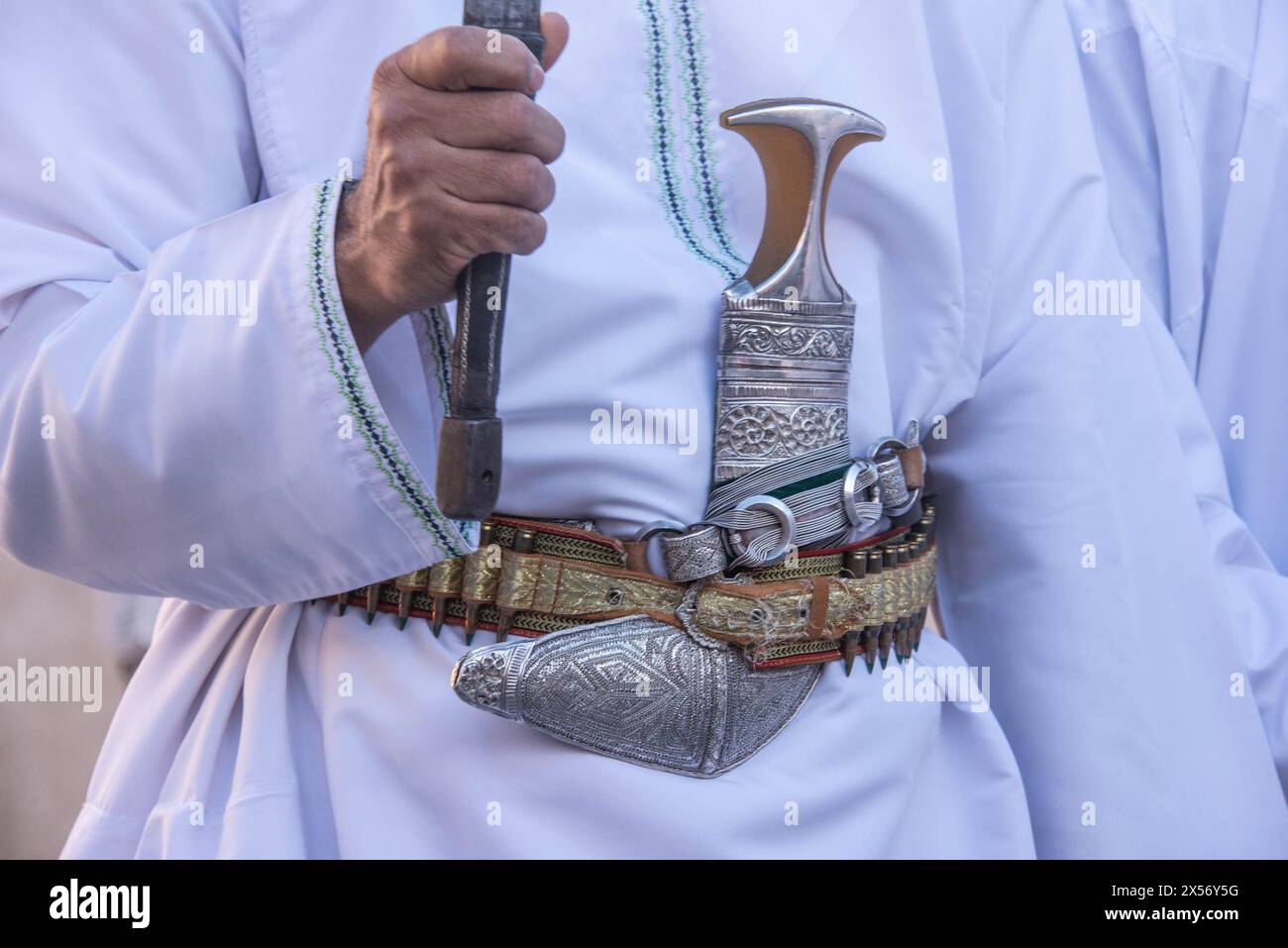 Traditional Omani sword (khanjar) dance, Nizwa, Oman Stock Photo - Alamy