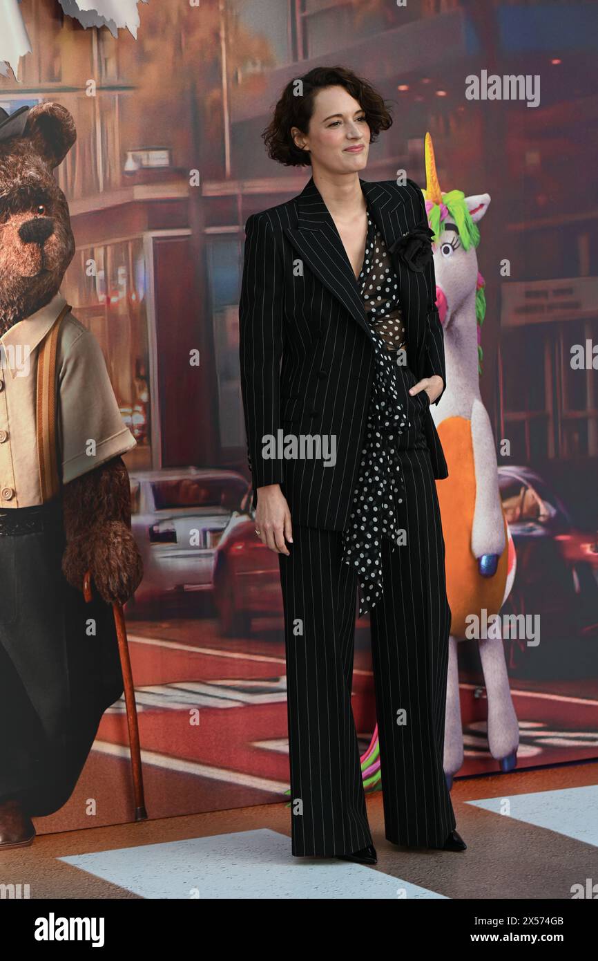 Phoebe gill 2024 hi-res stock photography and images - Alamy