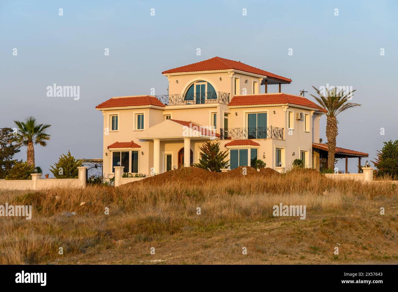 white house in Cypriot style Stock Photo - Alamy