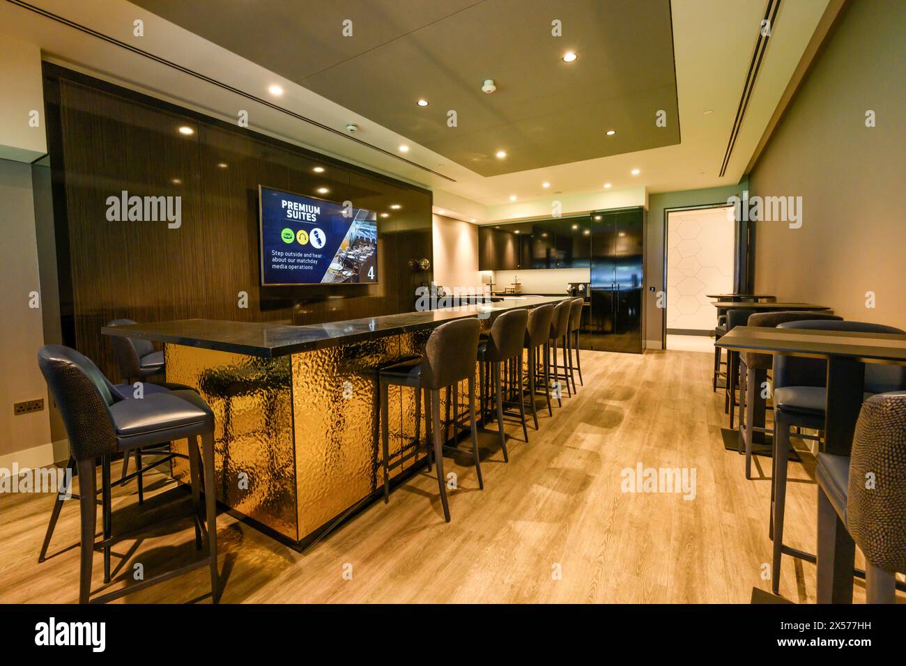 Tottenham hotspur hospitality hi-res stock photography and images - Alamy