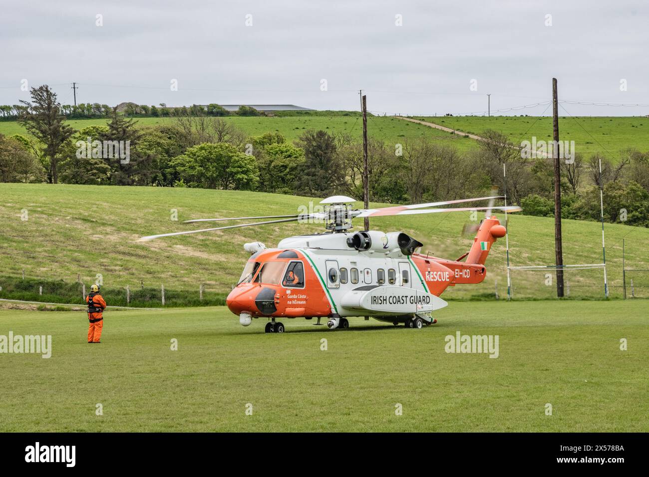 Shannon based Irish Coast Guard rescue helicopter R115 at Barryroe GAA ...