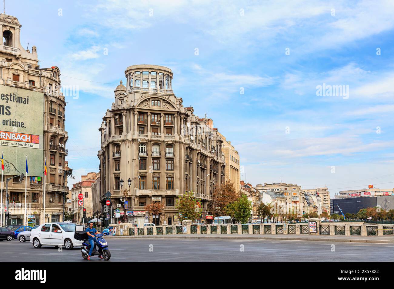 Grimy historic buildings with gloriettes in Piața Națiunile Unite ...