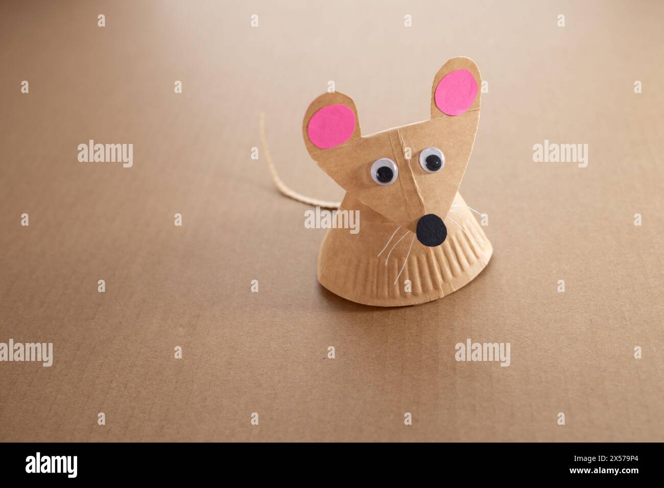 Little mouse craft hi-res stock photography and images - Alamy