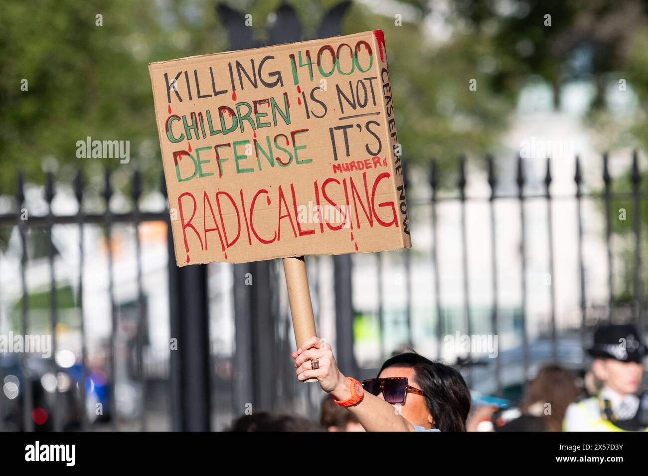 Pro palestine activism hi-res stock photography and images - Alamy