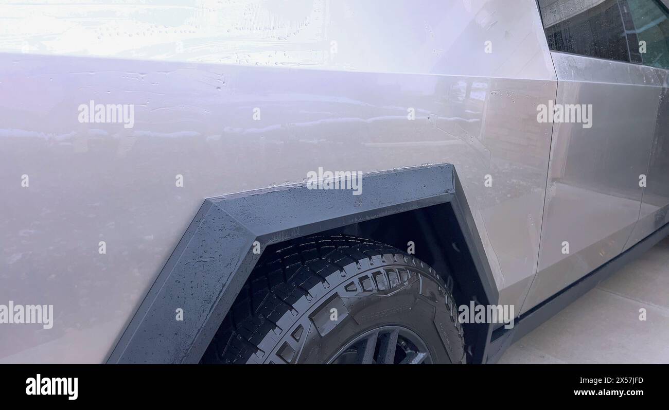 High-Pressure Cleaning of the Tesla Cybertruck Cargo Bed Stock Photo ...