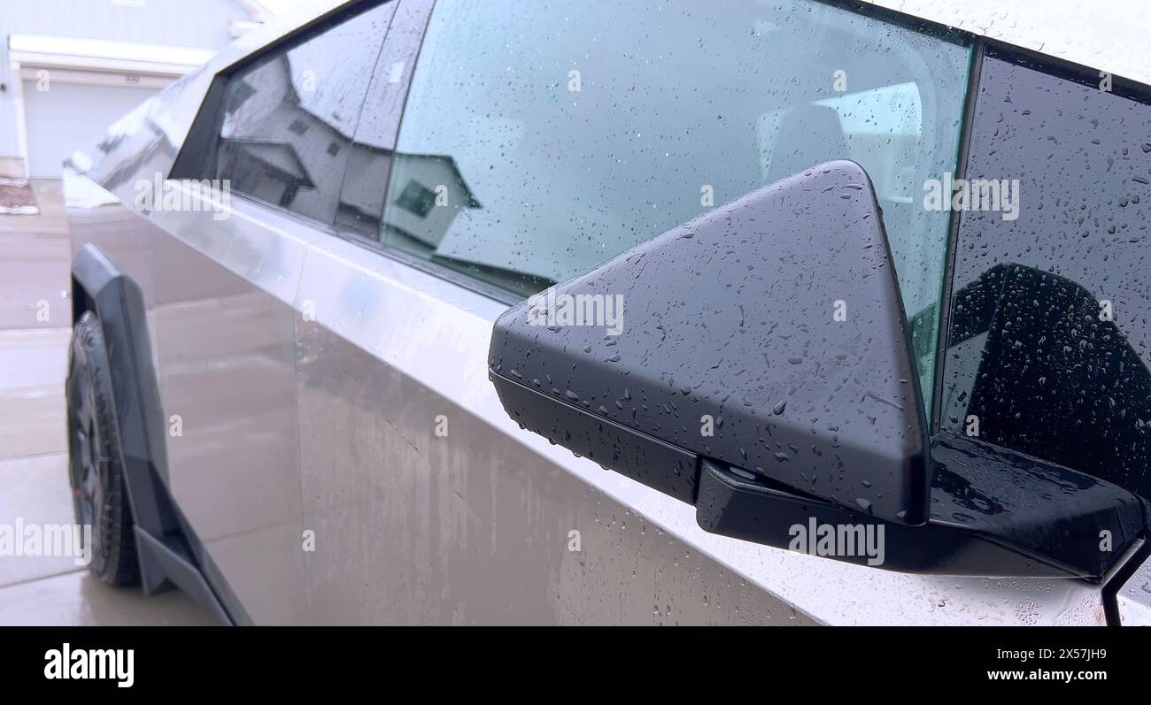 High-Pressure Cleaning of the Tesla Cybertruck Cargo Bed Stock Photo ...