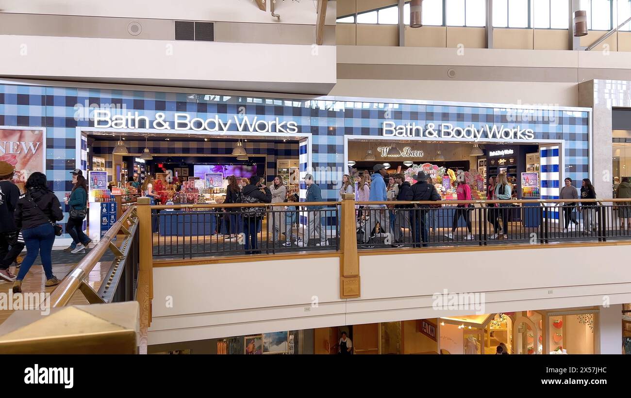 Spacious Interior of Park Meadows Mall with Modern Architectural Design ...