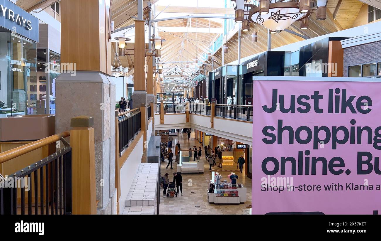 Spacious Interior of Park Meadows Mall with Modern Architectural Design ...