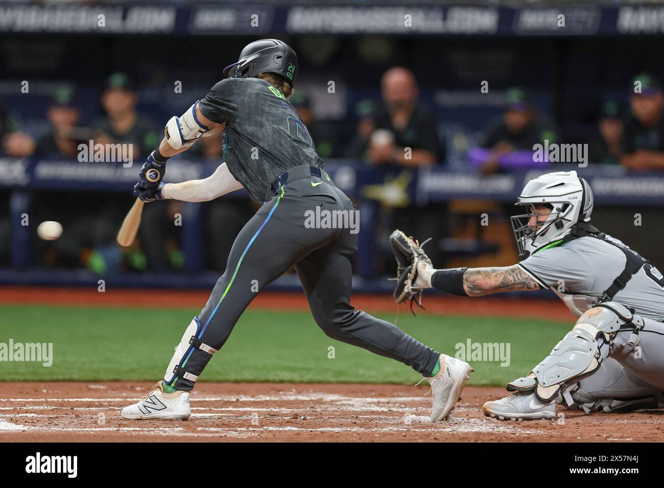 St. Petersburg, FL: Tampa Bay Rays outfielder Jonny DeLuca (21) singles ...
