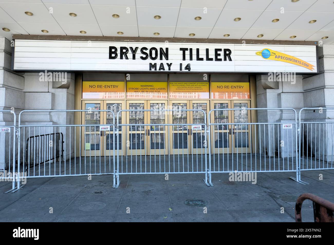 Bill graham hi-res stock photography and images - Alamy