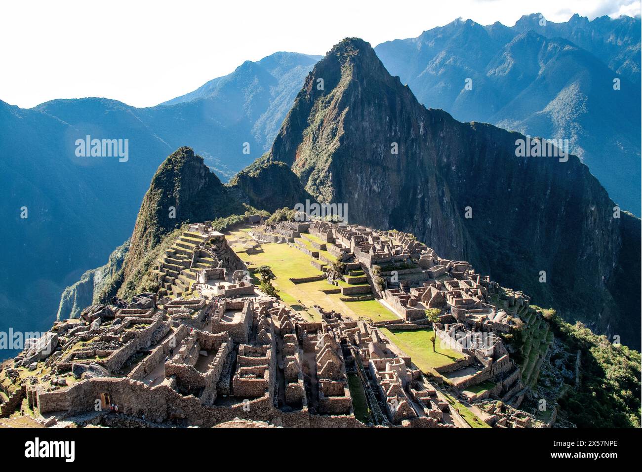 Stone dwellings, Machu Picchu Peru Stock Photo - Alamy