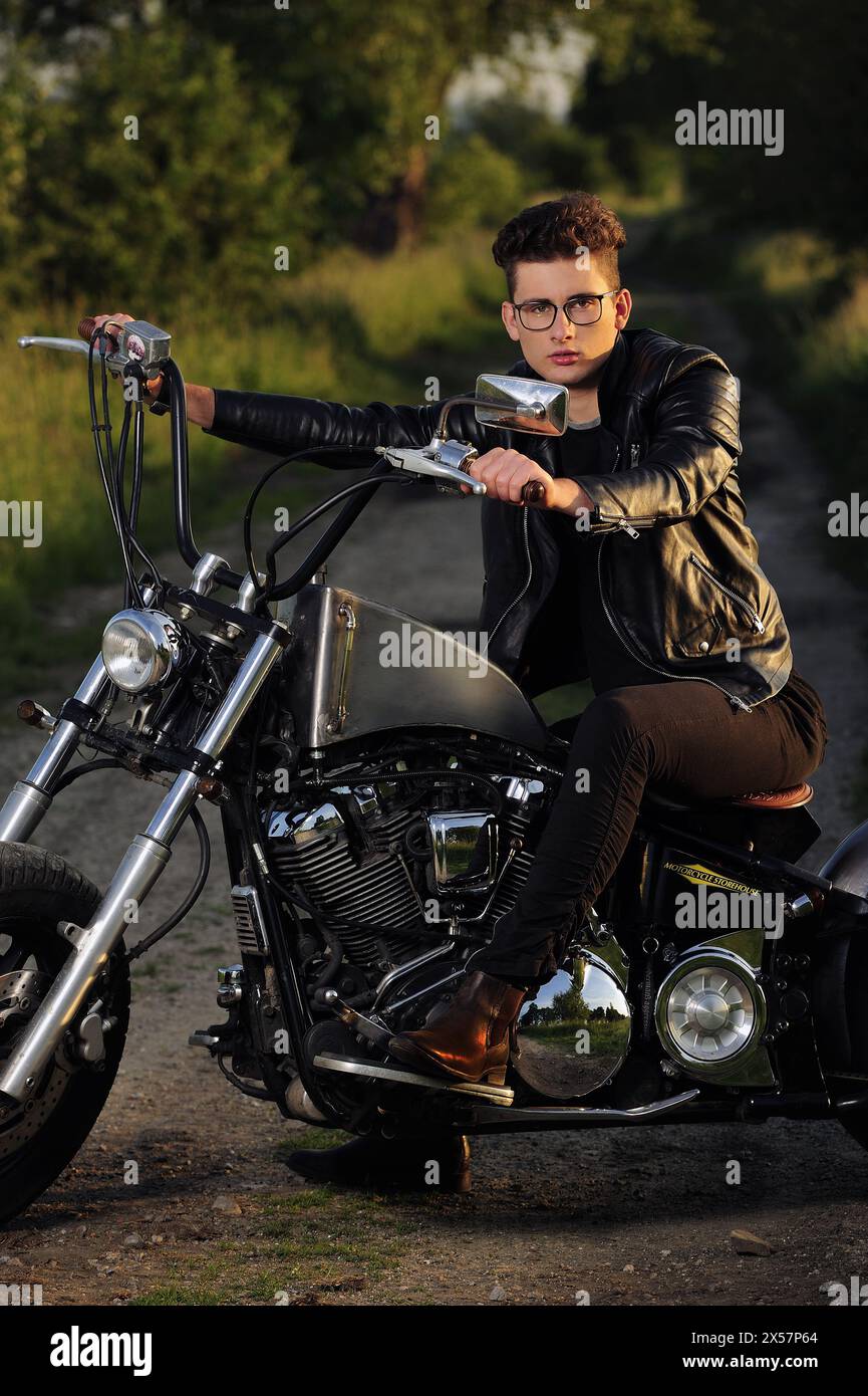 motorcycle, bravado, madness on the road, ride, transport, rubber, road ...