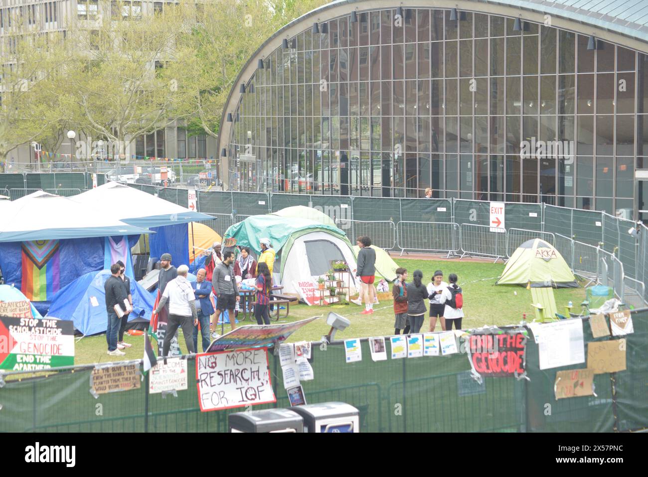Cambridge, Ma, USA. 5th May, 2024. MIT students from the MIT Coalition ...