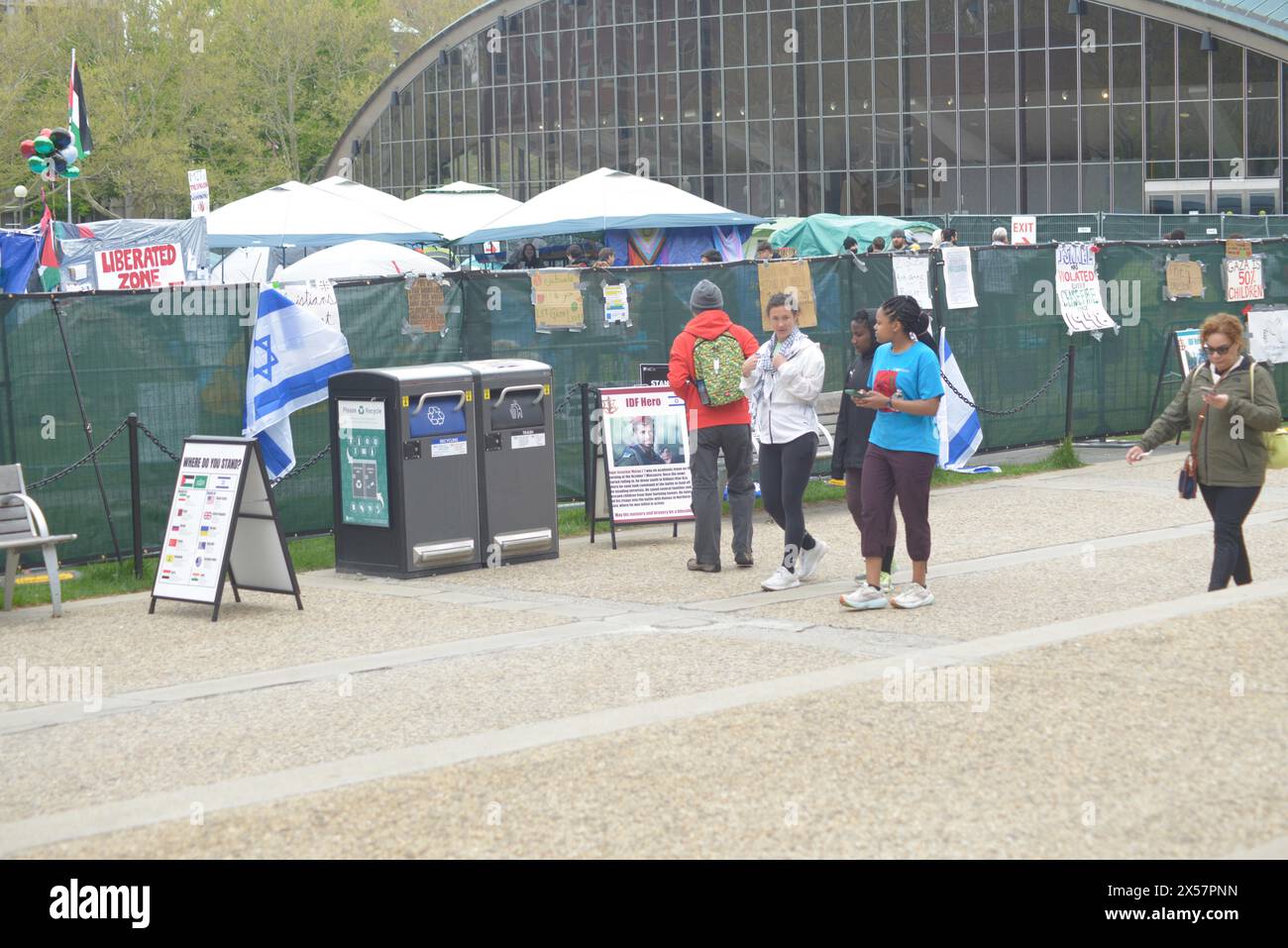 Cambridge, Ma, USA. 5th May, 2024. MIT students from the MIT Coalition ...