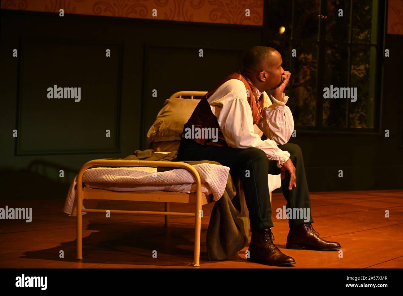 A comedy about hypocrites, hysterics and hustlers. Starring Kiell Smith ...