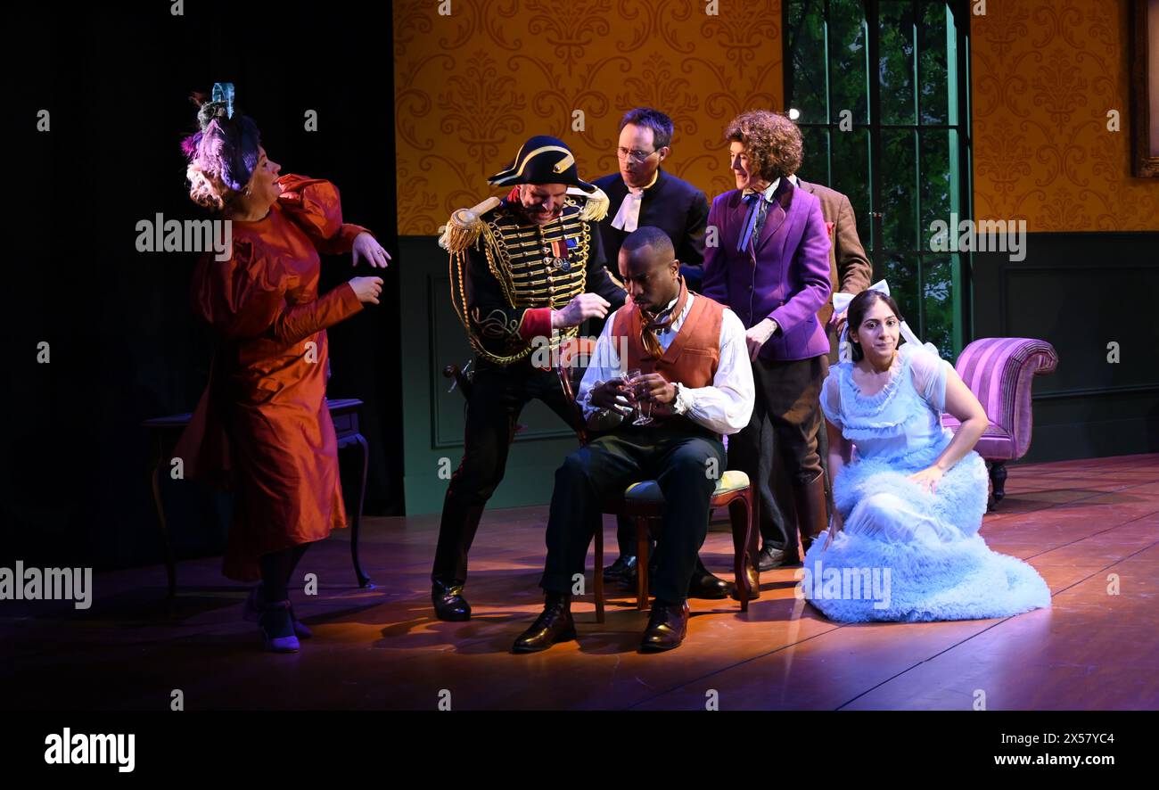 A comedy about hypocrites, hysterics and hustlers. Starring Kiell Smith ...