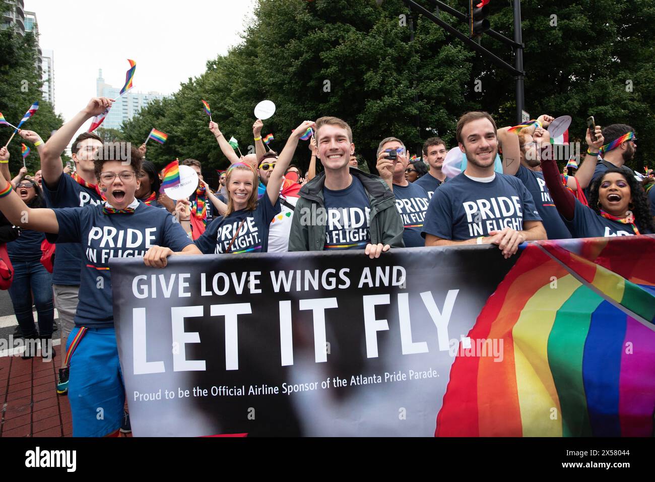Atlanta, Georgia, USA. 13th Oct, 2019. Delta Airlines employees march ...