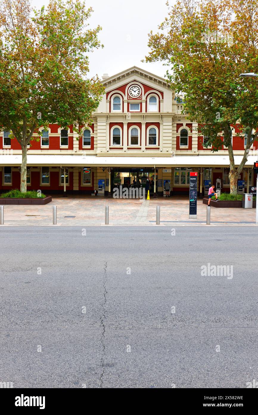 Perth central railway station, Perth, Western Australia Stock Photo - Alamy