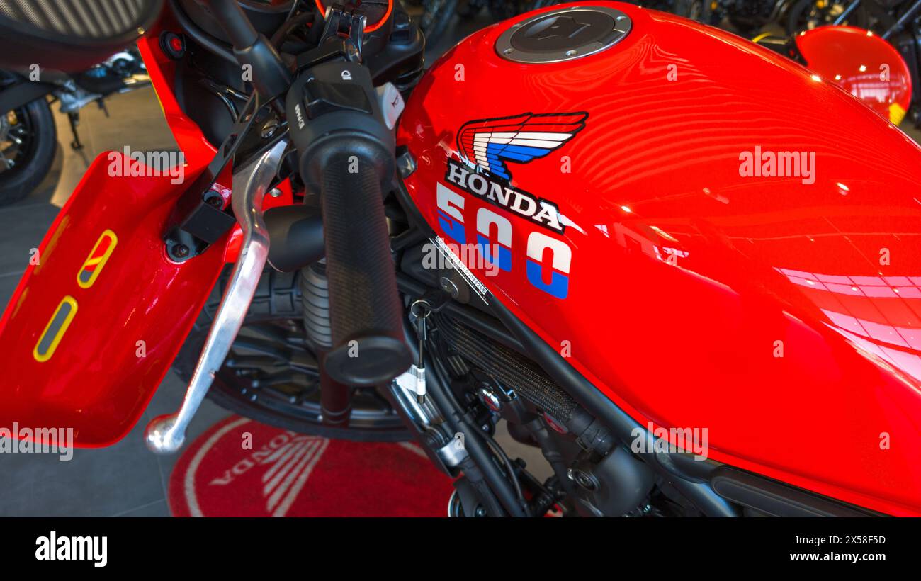 Motor transversal hi-res stock photography and images - Alamy