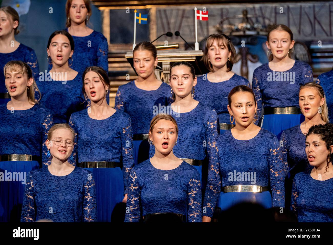 The DR Girls' Choir sings as King Frederick X and Queen Mary ...