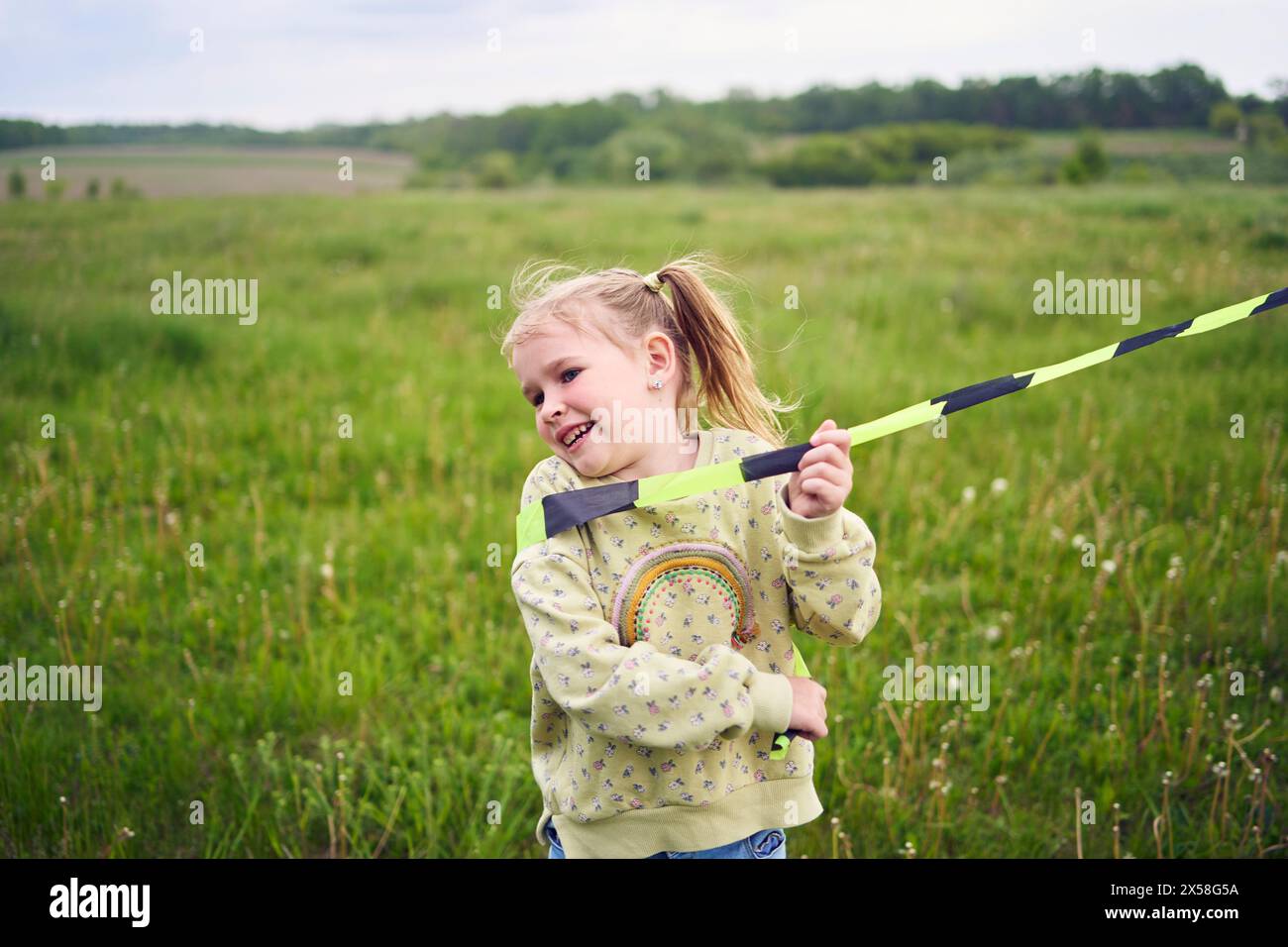 Tangled tail hi-res stock photography and images - Alamy