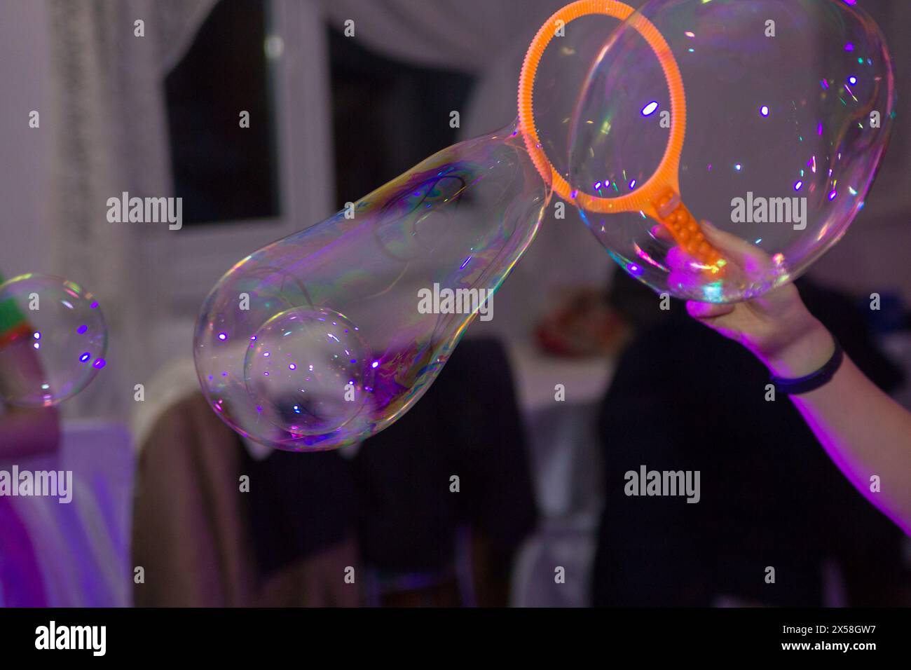 Soap bubbles joy hi-res stock photography and images - Alamy