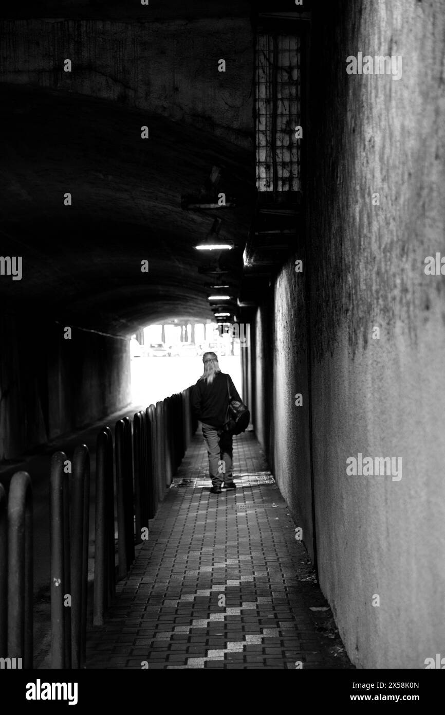 Woman scared back view Black and White Stock Photos & Images - Alamy