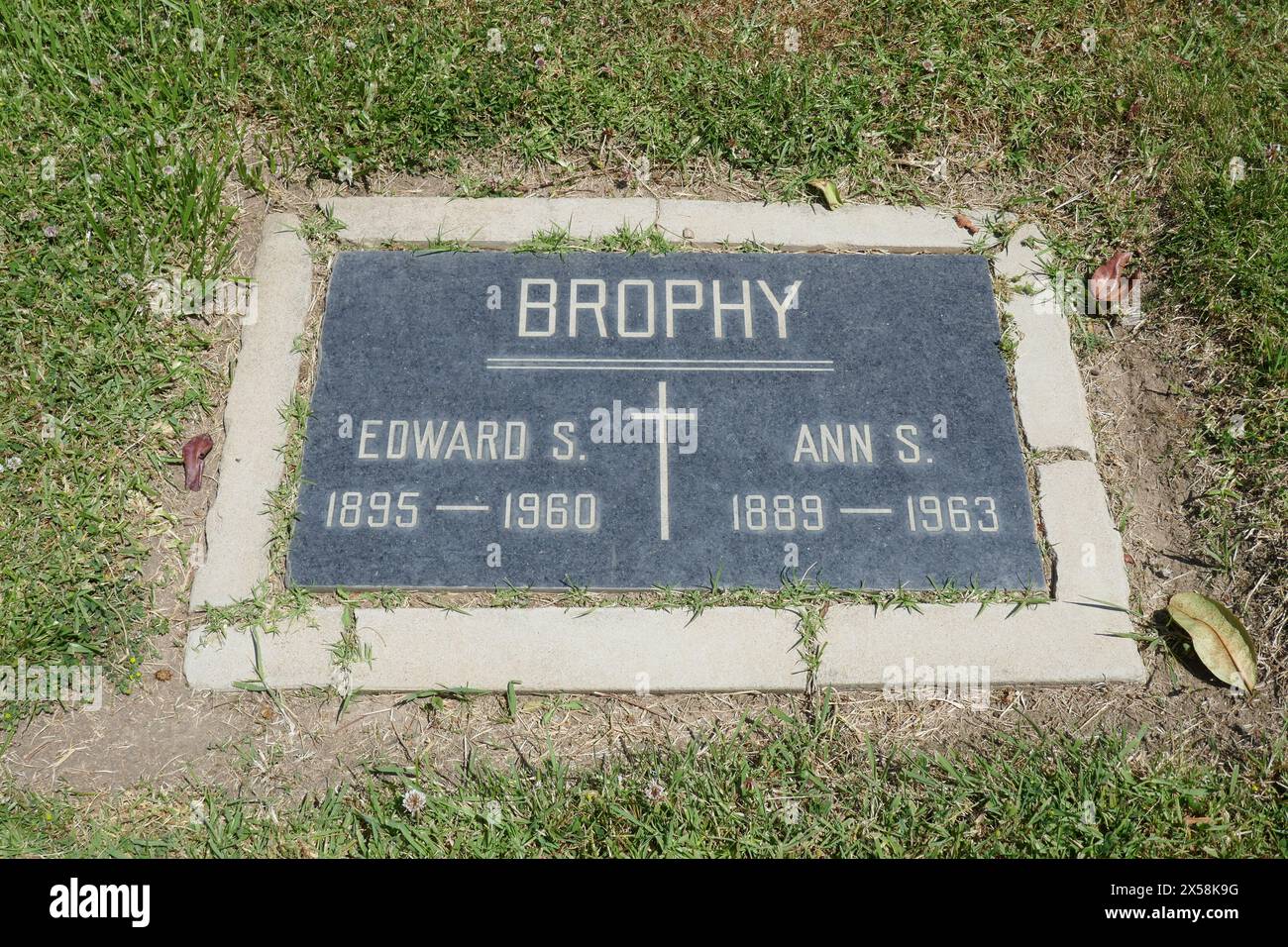 Santa Monica, California, USA 6th May 2024 Actor Edward S. Brophy Grave ...