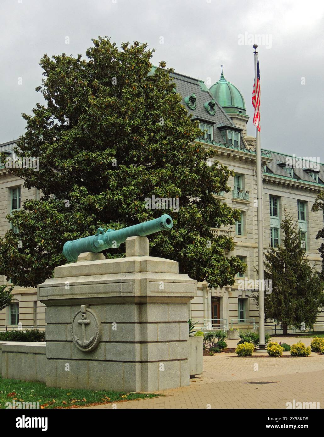 united states naval academy campus and cannon in annapolis, maryland ...
