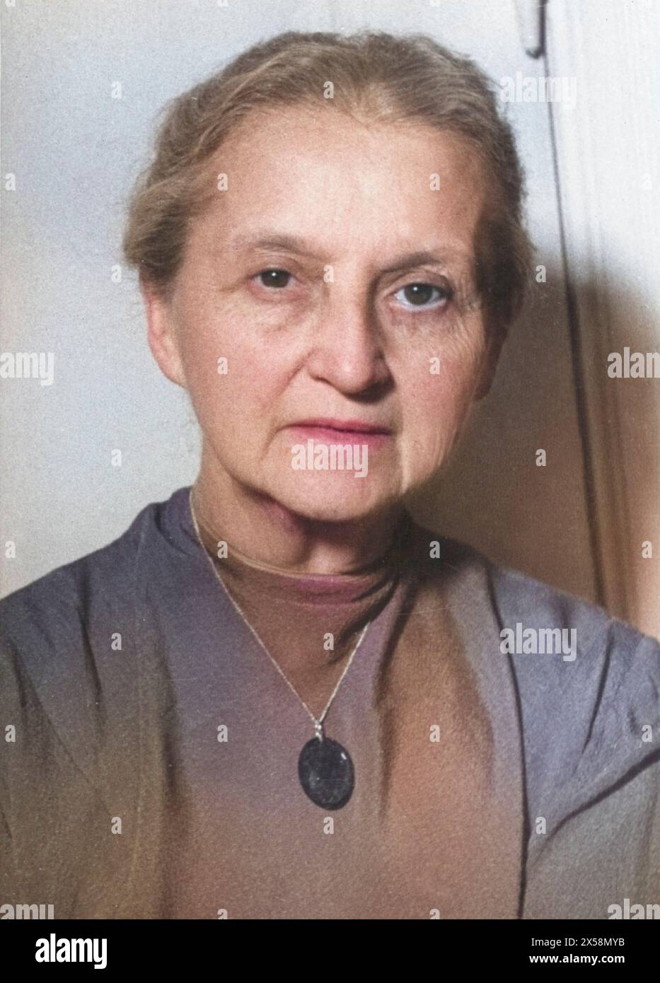 German women 1940s hi-res stock photography and images - Alamy