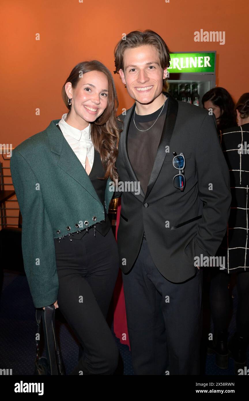 Ina Hout und Moritz Bäckerling bei der Verleihung des 30. B.Z ...