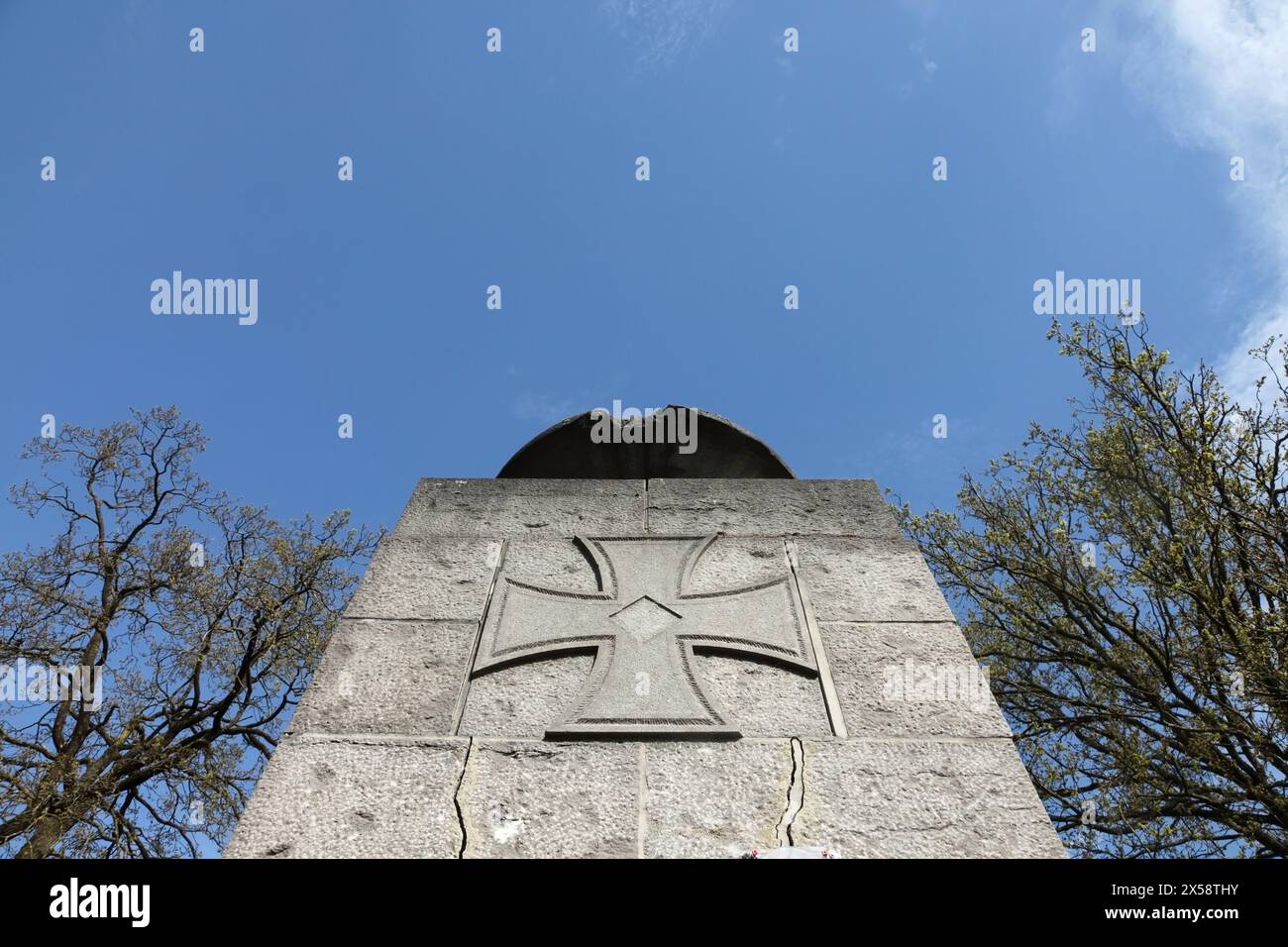 The Lommel German World War 2 Cemetery, final resting place of over ...