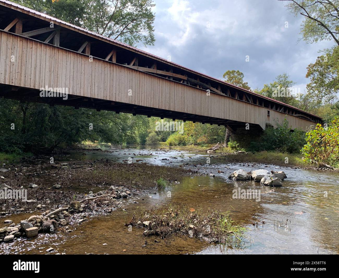 The Academia Pomeroy Covered Bridge at 278-foot-long (85 m) is the ...