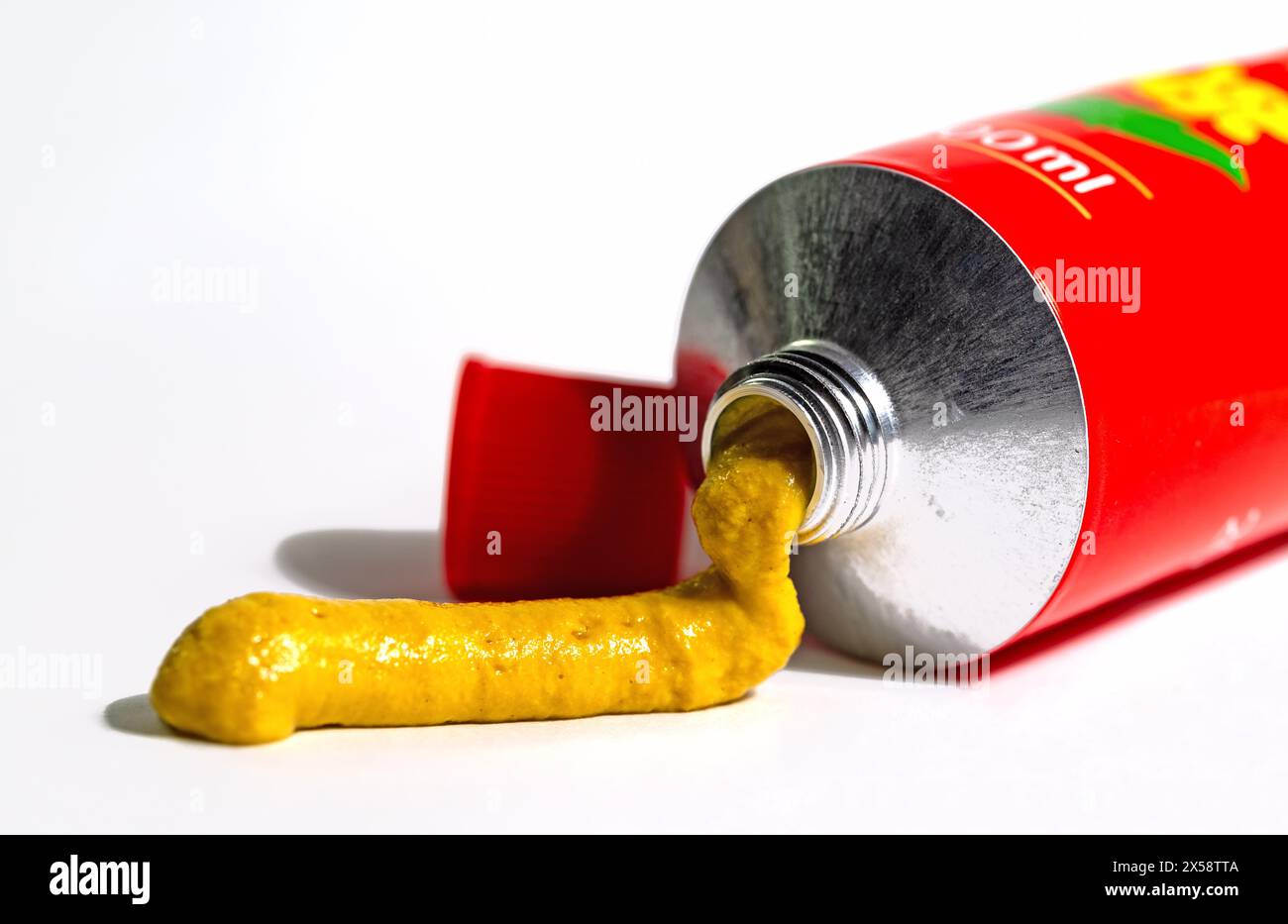 Mustard from the tube in a close-up Stock Photo - Alamy