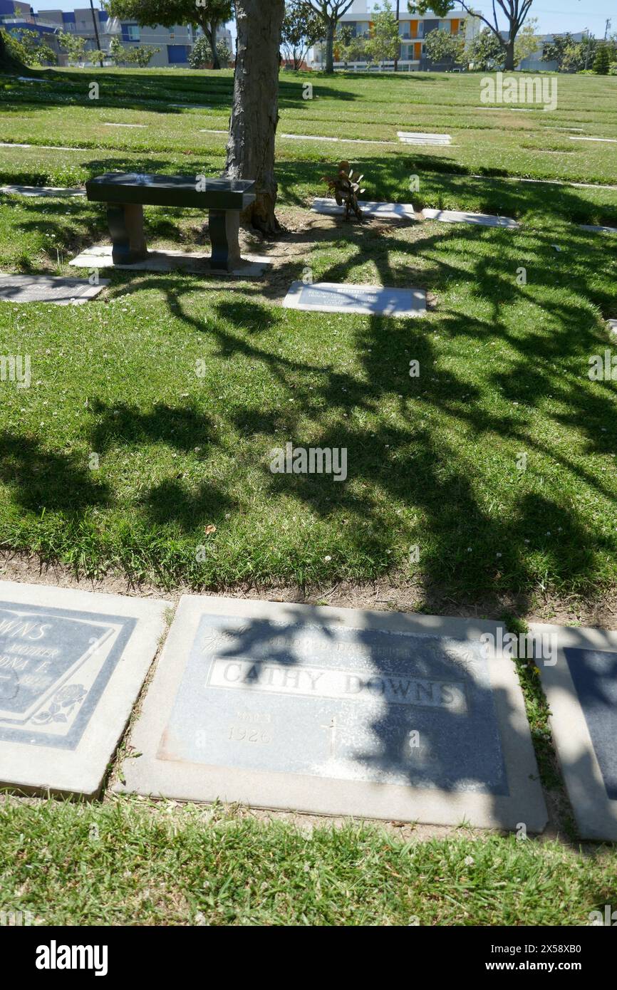 Santa Monica, California, USA 6th May 2024 Actress Cathy Downs Grave at ...