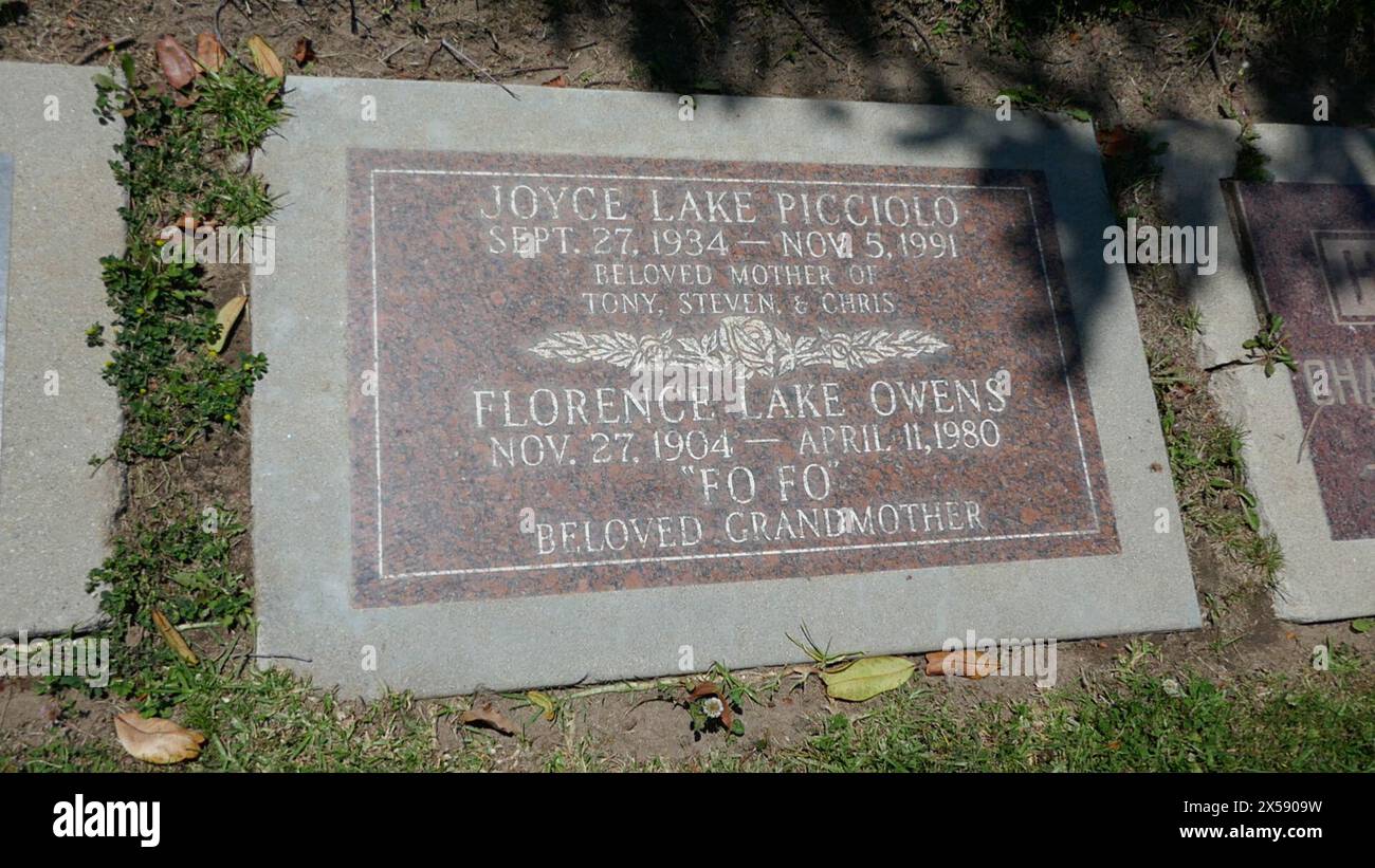 Santa Monica, California, USA 6th May 2024 Actress Florence Lake Grave ...