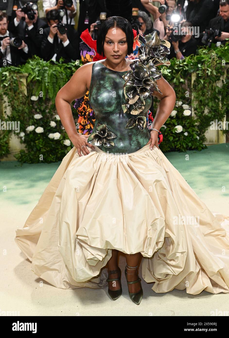 New York, USA. May 6th, 2024. Paloma Elsesser arriving at The Met Gala ...