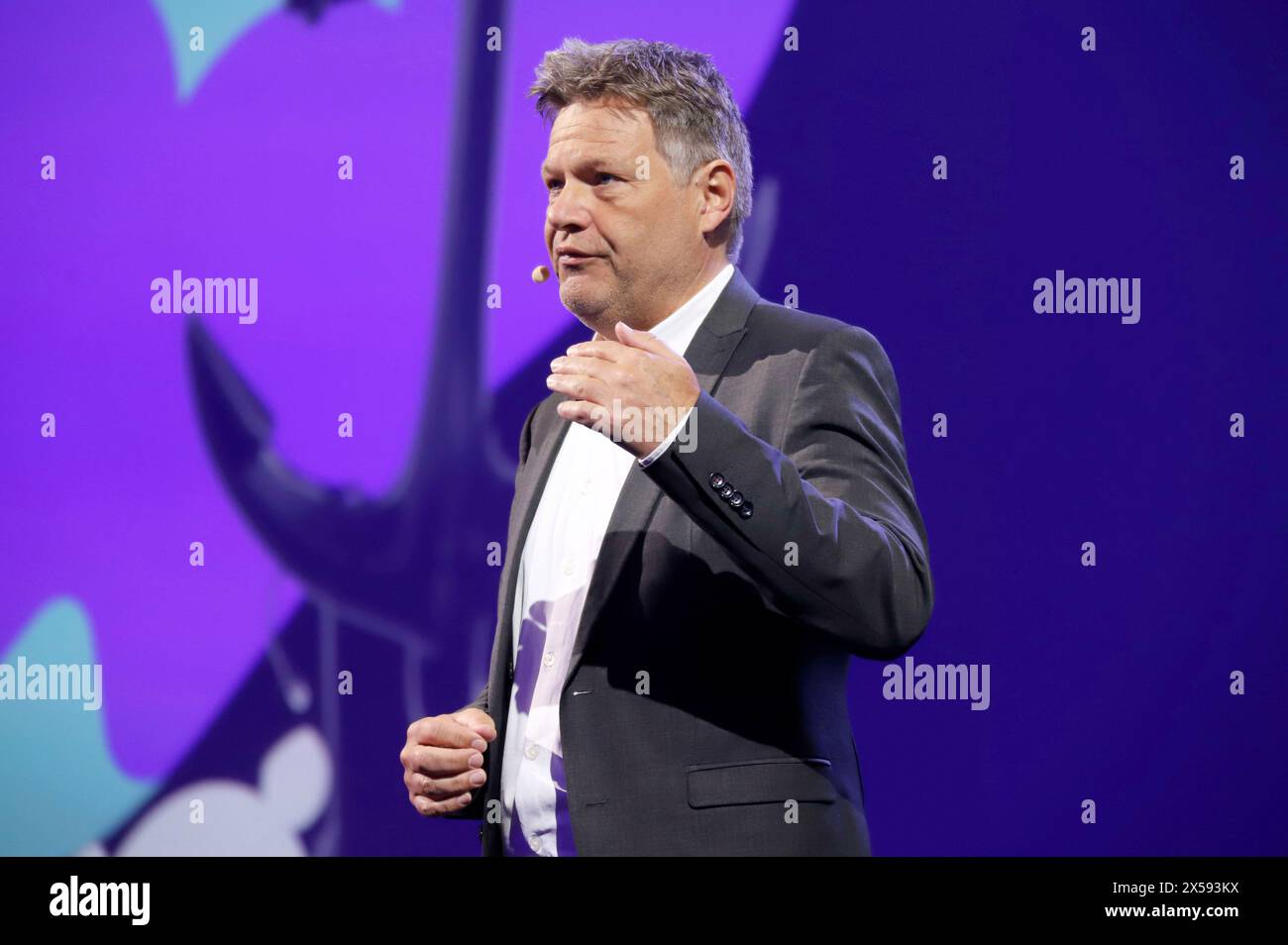 Robert Habeck beim OMR Festival 2024 in den Messehallen. Hamburg, 07.05.2024 Stock Photo - Alamy