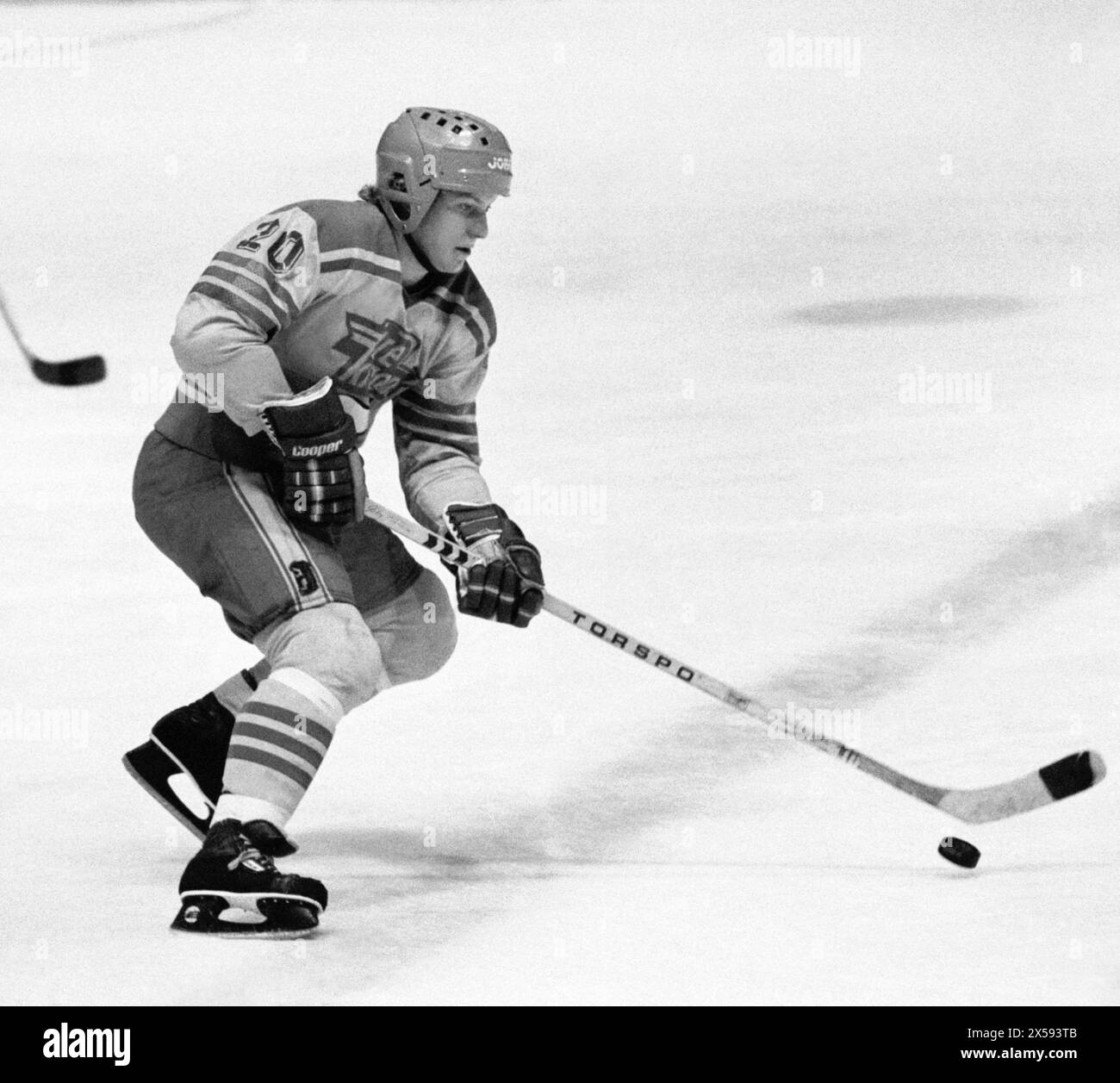 THOMAS STEEN Swedish Ice hockey player in Sweden national team to World ...