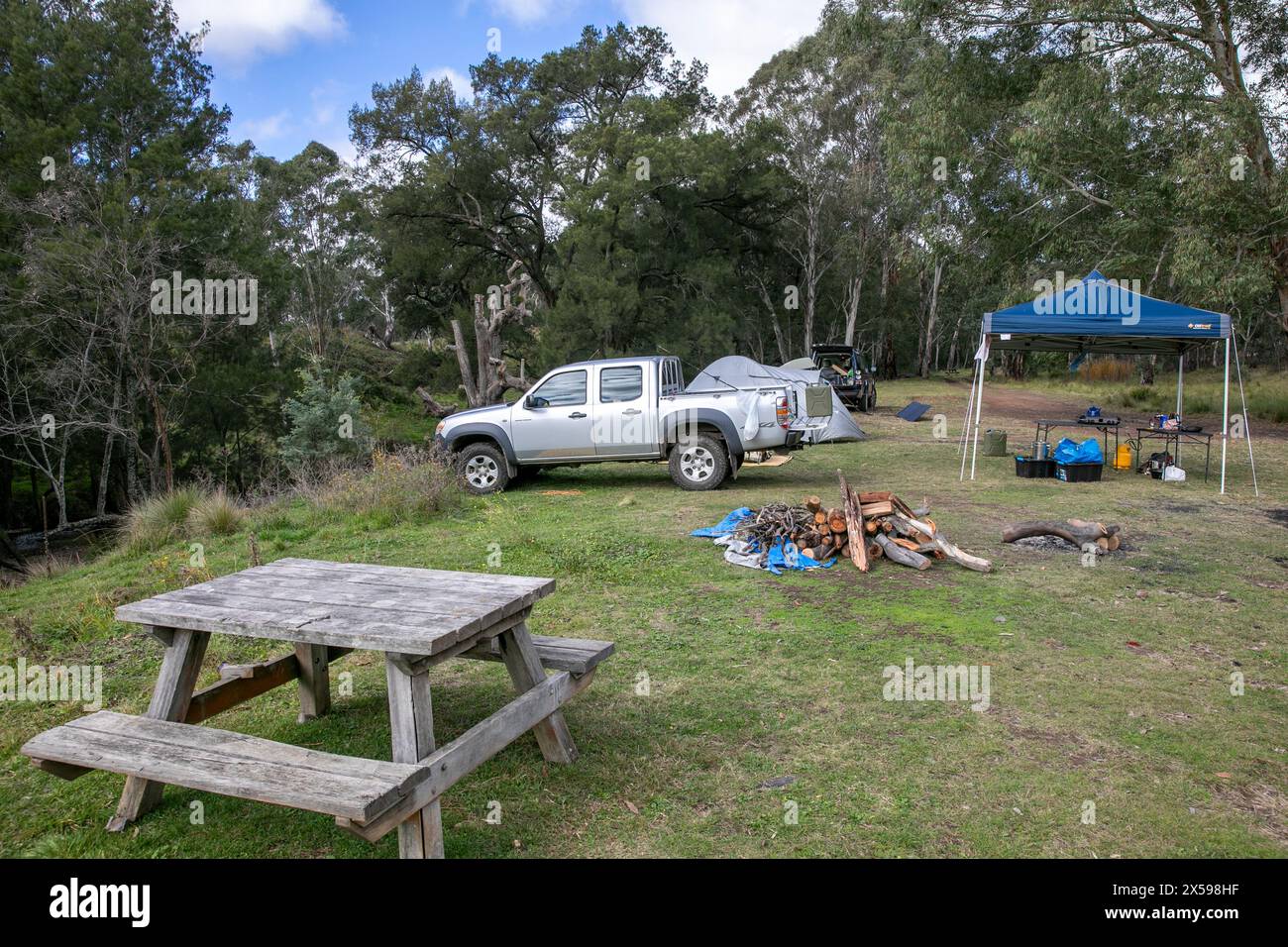 Turon National Park near Lithgow in New South Wales, camp site set up ...