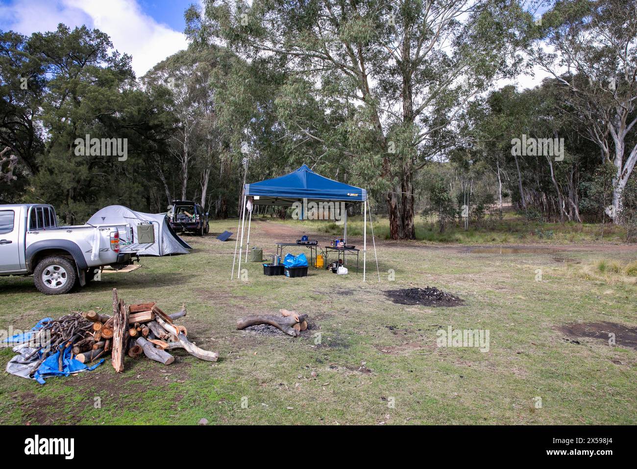 Turon National Park near Lithgow in New South Wales, camp site set up ...