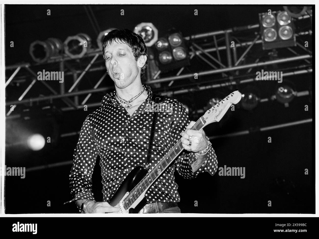 Mercury rev 2001 hi-res stock photography and images - Alamy