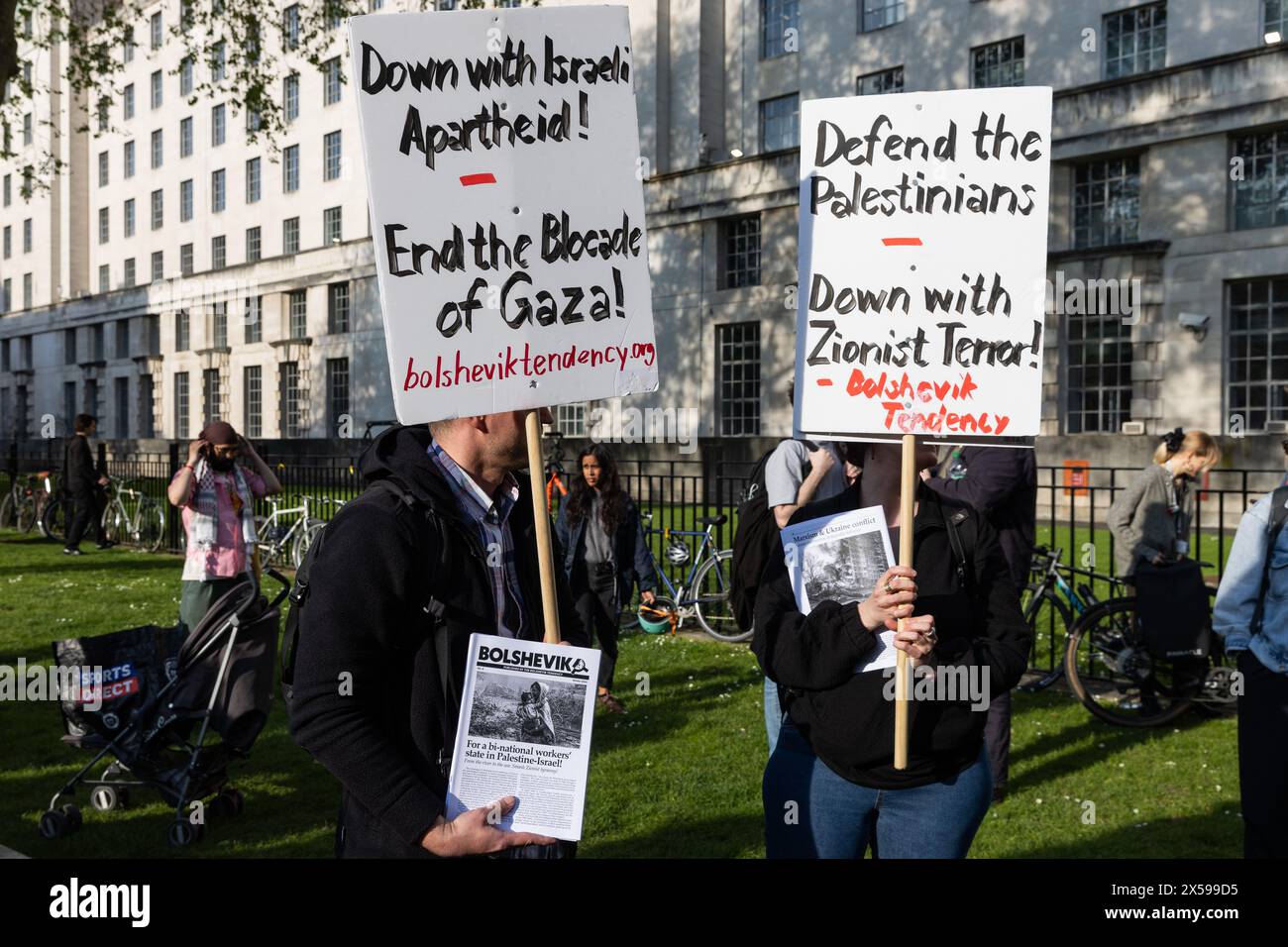 London, UK. 7th May, 2024. Pro-Palestinian protesters take part in a ...