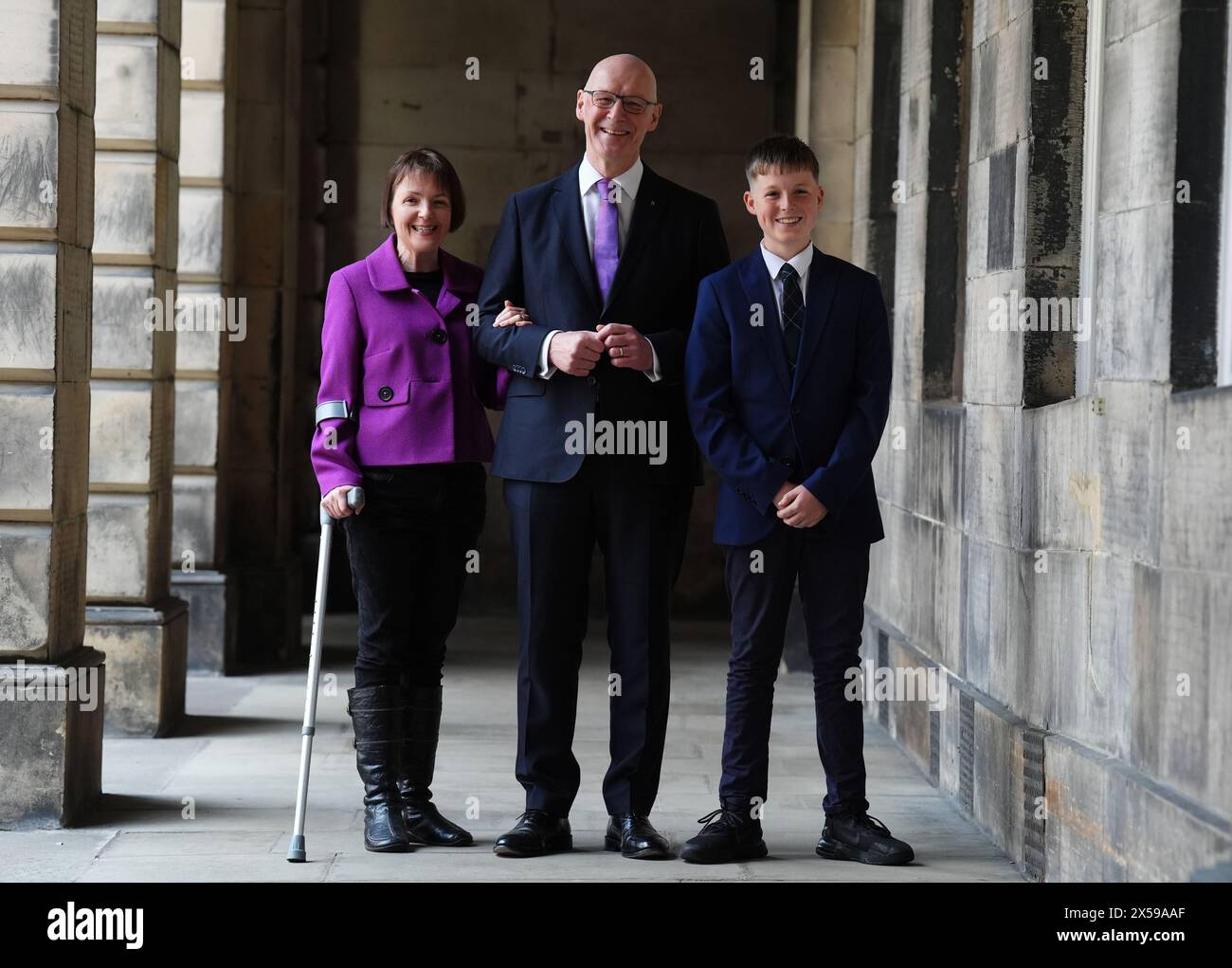 John Swinney With His Wife Elizabeth Quigley And Son Matthew 13 As