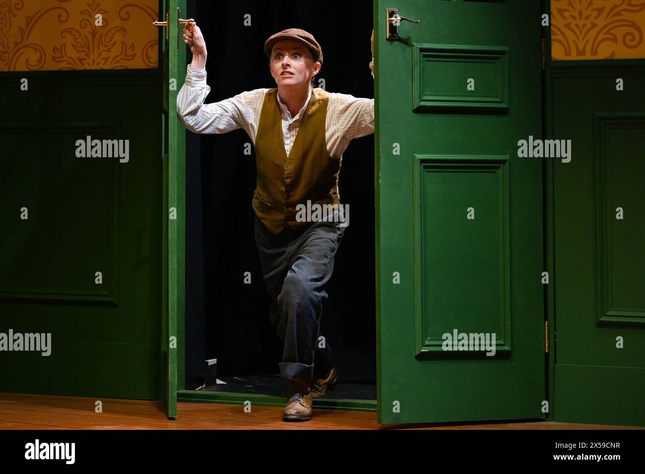 Alison clements hi-res stock photography and images - Alamy