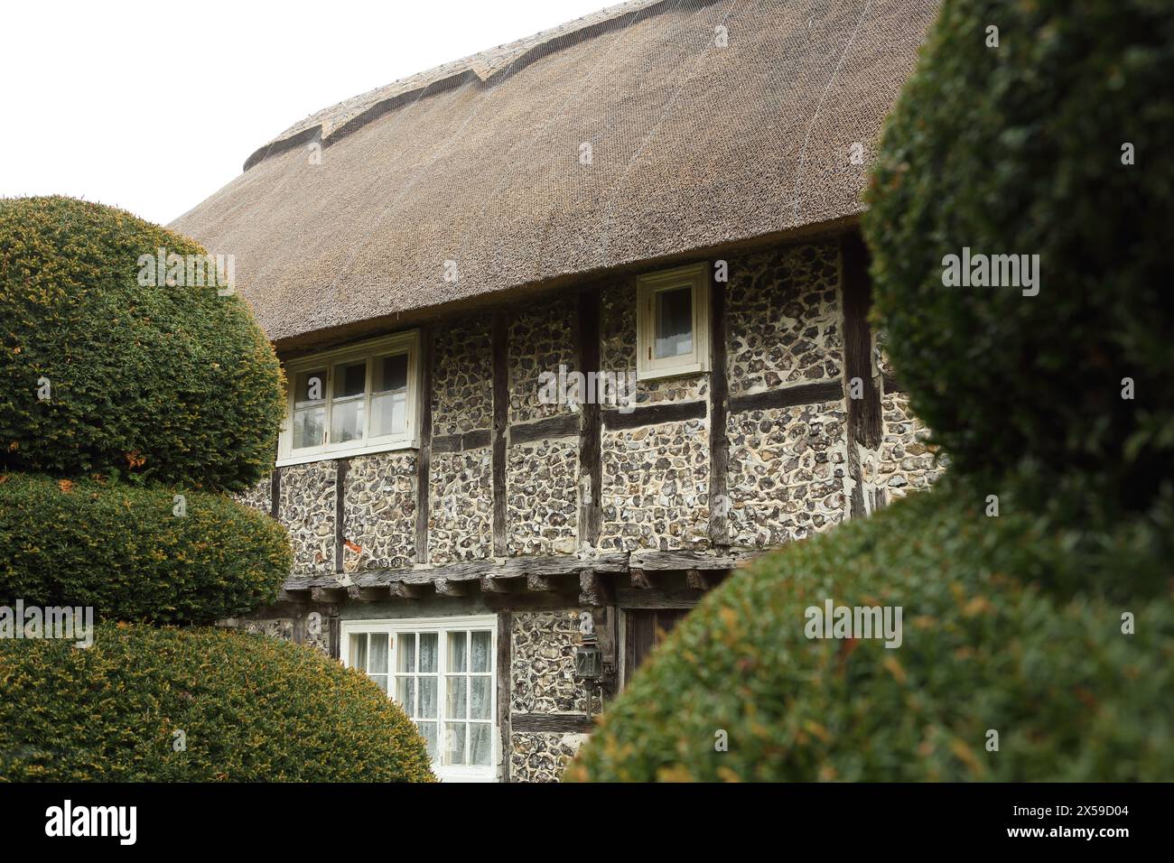 Flint house hi-res stock photography and images - Alamy